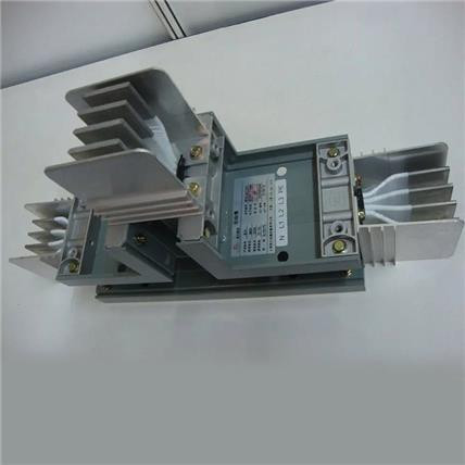 OEM / ODM High Voltage Bus Duct Manufacturers For Class F Electrical ...