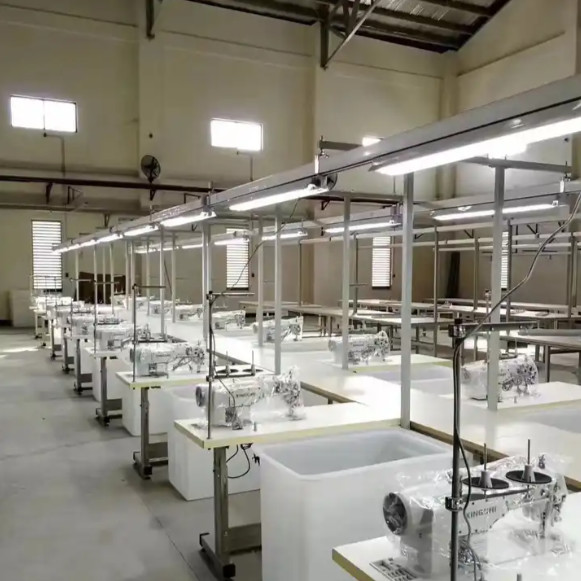 표면에 장착된 버스바 조명 시스템 IP54 실내 조명용